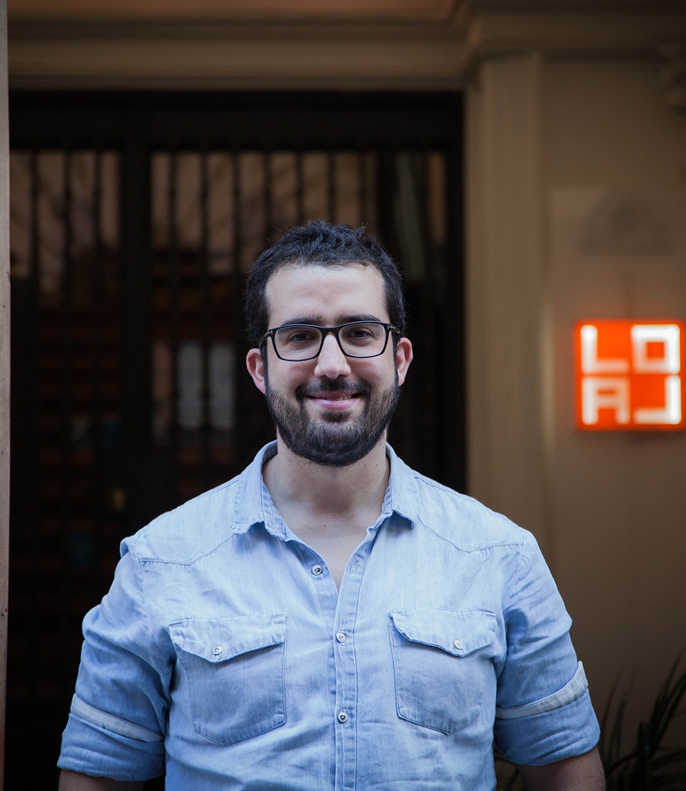 LOLA Ficha A Caio Del Manto | Control Publicidad