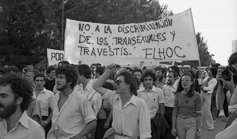"Signs Of Pride", Campaña De LLYC Para Celebrar El Orgullo